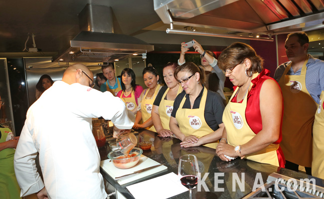 El chef Sumito Estévez cocinó junto a las lectoras de KENA. - El Horno ...